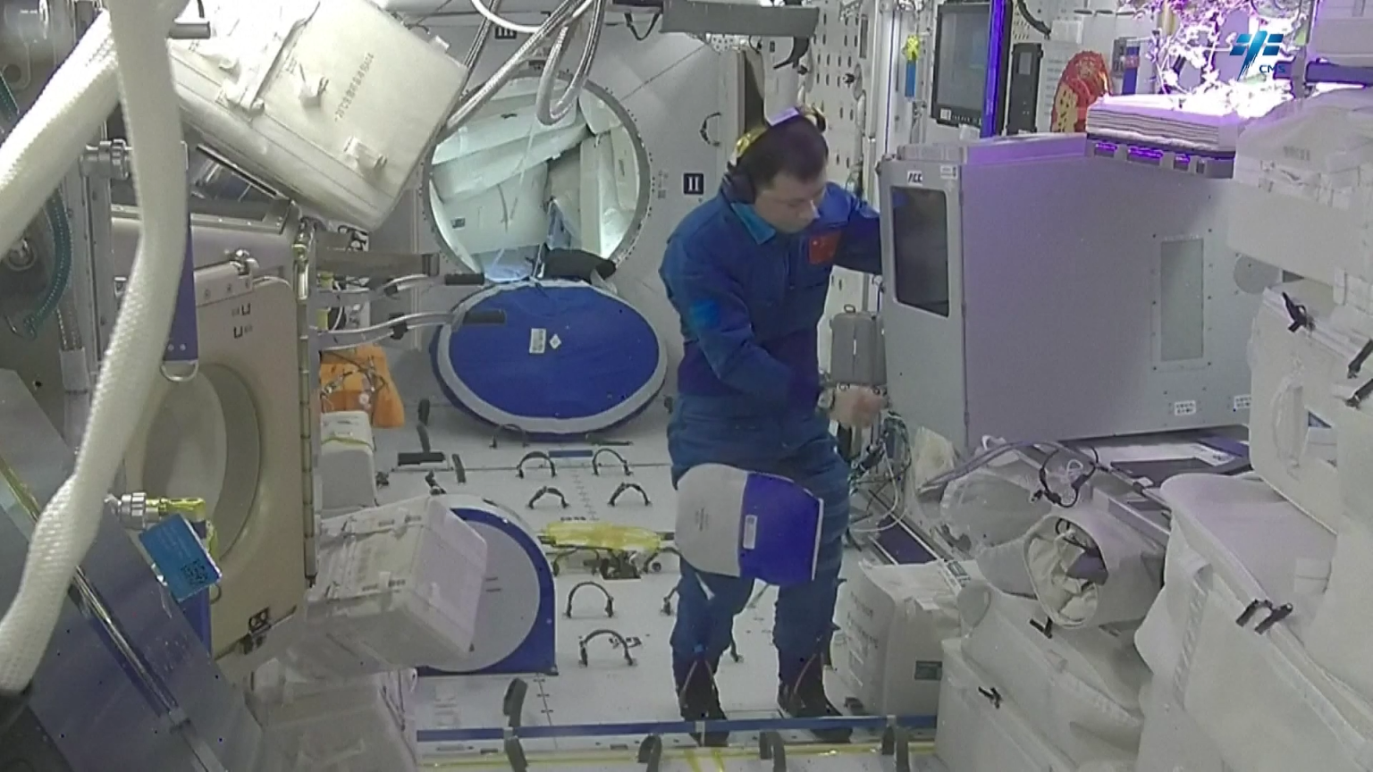 Shenzhou-20 spaceship to make uncrewed return to Earth - Daily Ittehad